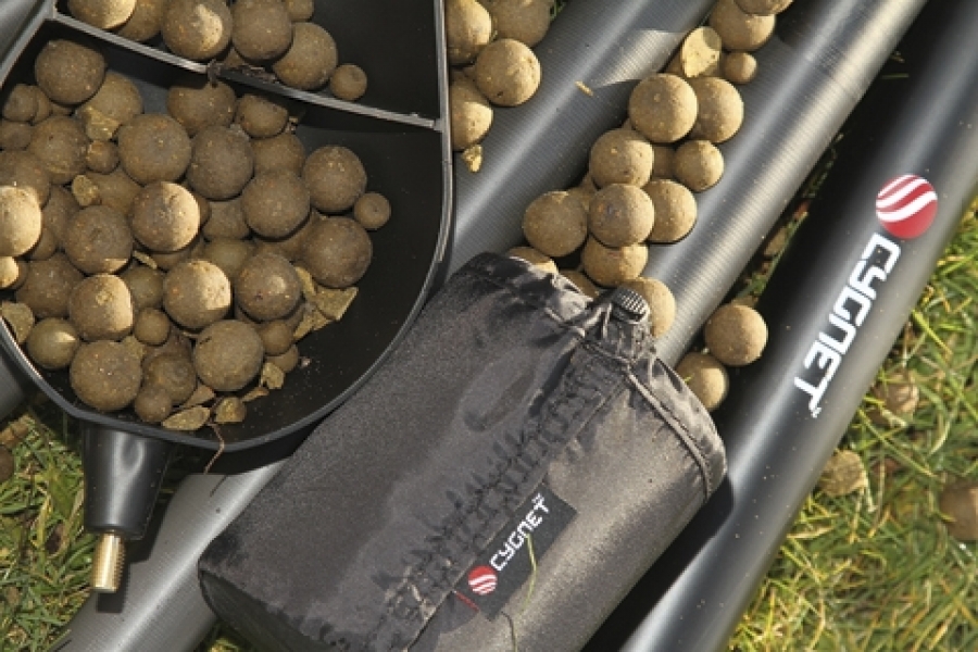 Cygnet 12m Baiting Pole,spoon And Float | Total Carp